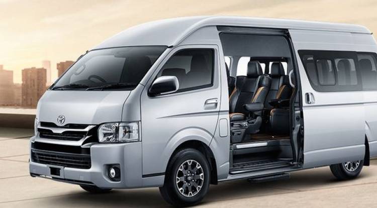 Berinvestasi dengan Toyota Hiace: Mengapa Ini Pilihan yang Cerdas ...